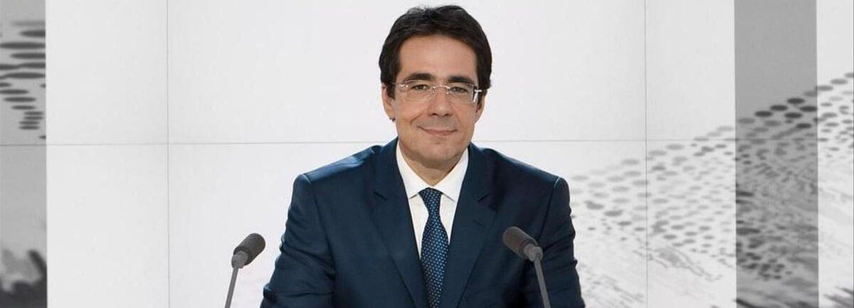 Darius Rochebin fera son retour sur LCI le 26 avril - Ecran total